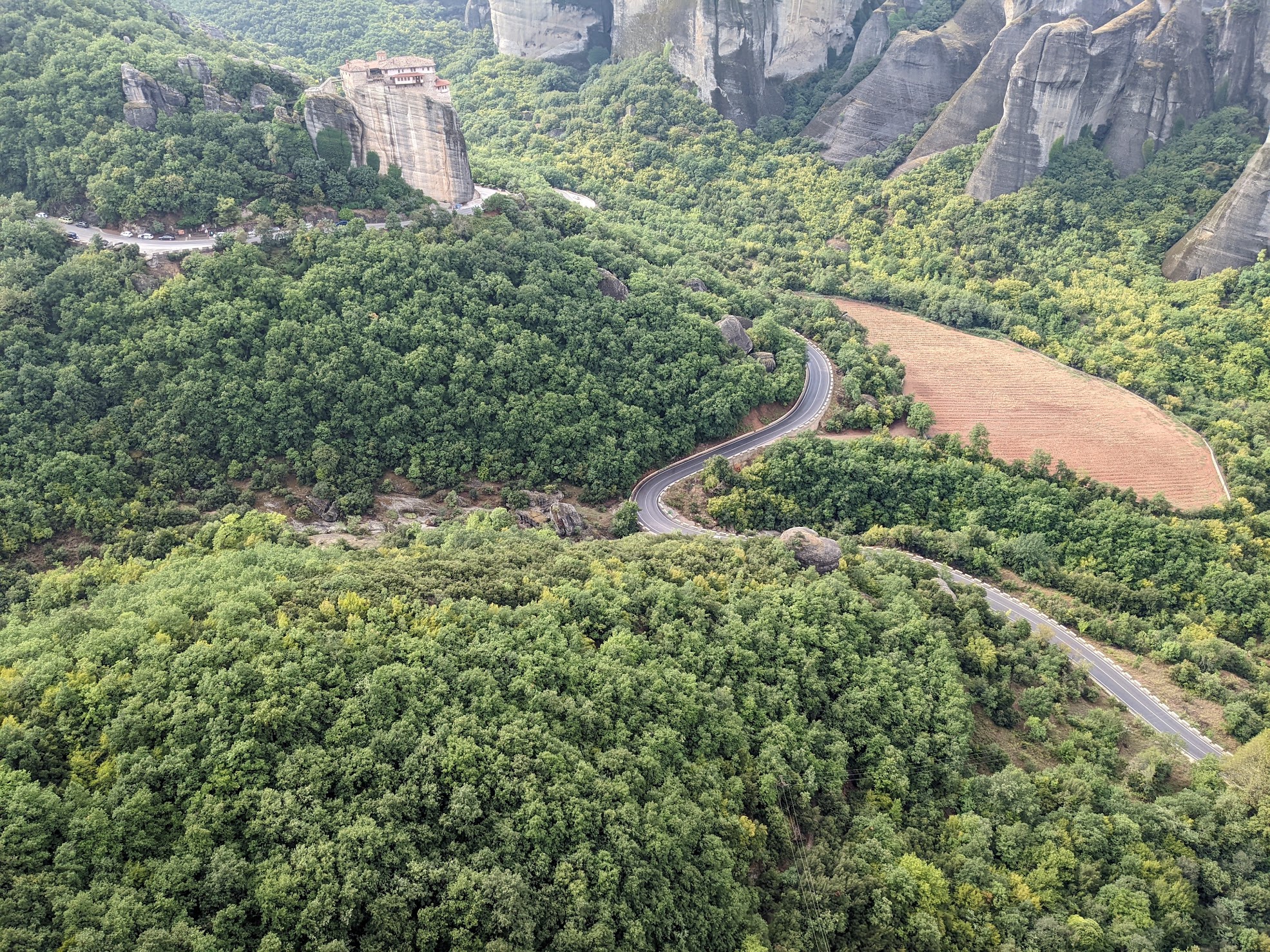 Walking the mountains of Meteora – Nearly Neutral Travel